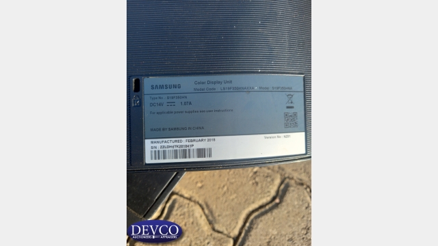 HP Computer with Samsung Monitor | Devco Auction