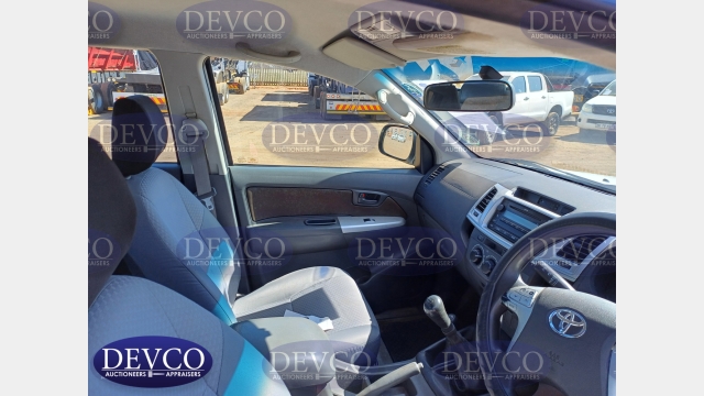 2012 Toyota Hilux 4x4 SRX D/C Diesel Bakkie | Devco Auction