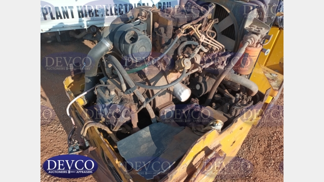 YongHong Ride-on Vibratory Drum Roller | Devco Auction